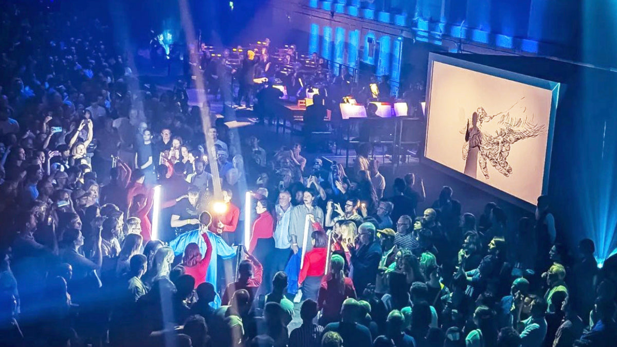 VISIONAIRE PRESENTS GLASS HANDEL IN LONDON